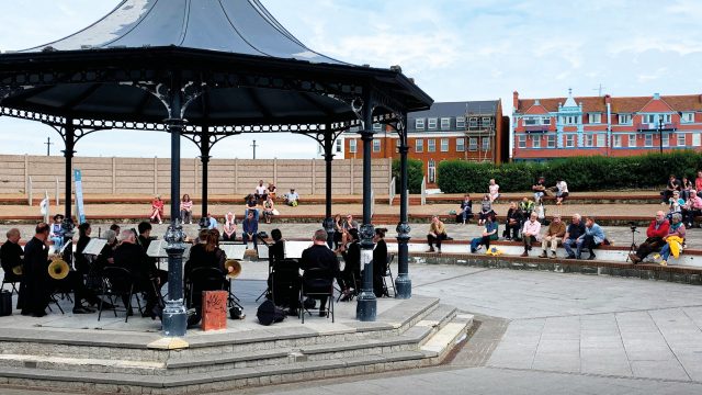 Performing in Bandstands – connecting with communities – The Hanover Band